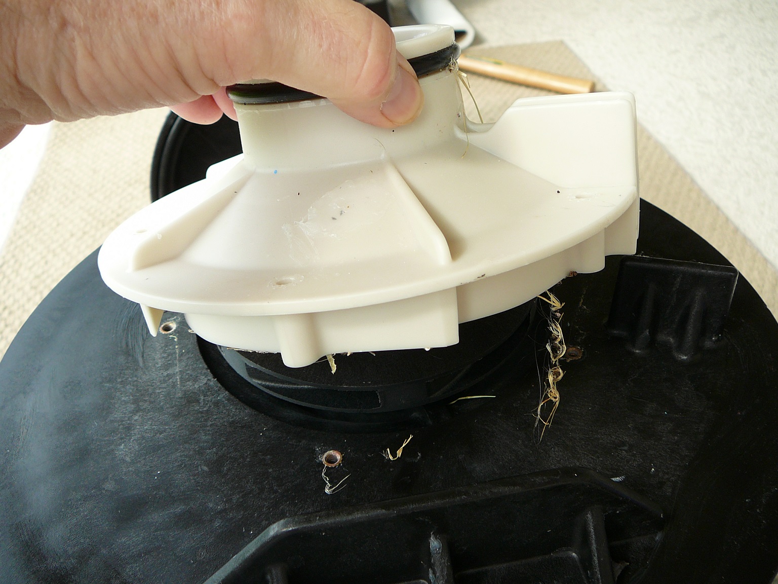 How To Replace a Sta-Rite Max-E-Pro Pump Impeller - INYOPools.com