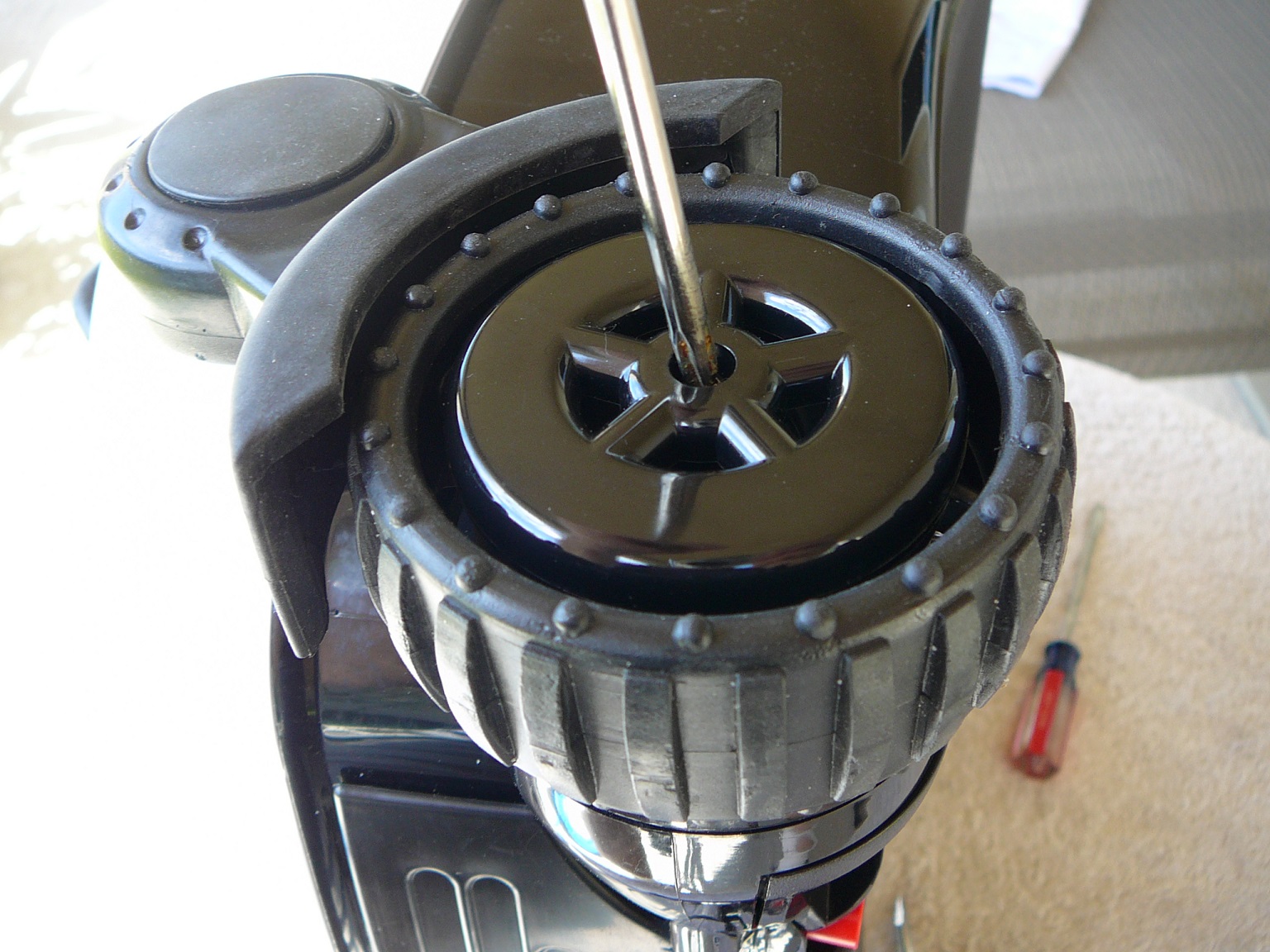 How to Replace a Smartpool NC22 Robotic Pool Cleaner Wheel Tire ...