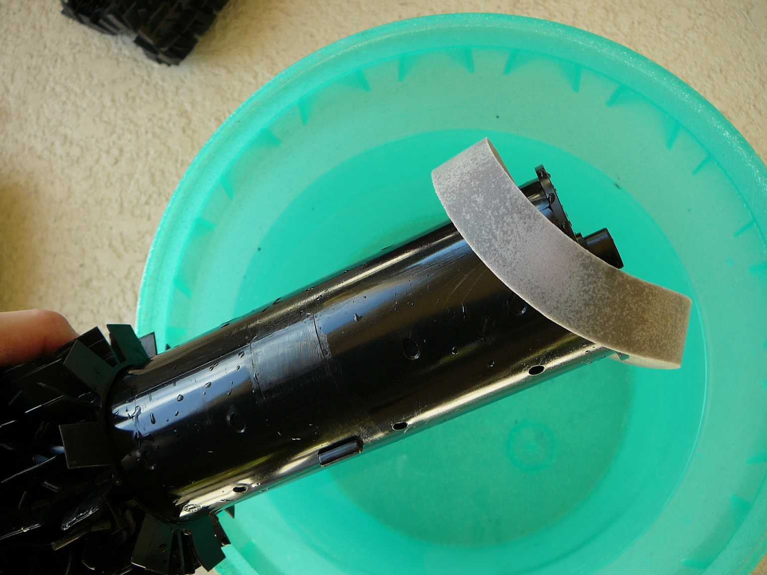 How to Replace a Smartpool NC22 Robotic Pool Cleaner Foam Ring ...