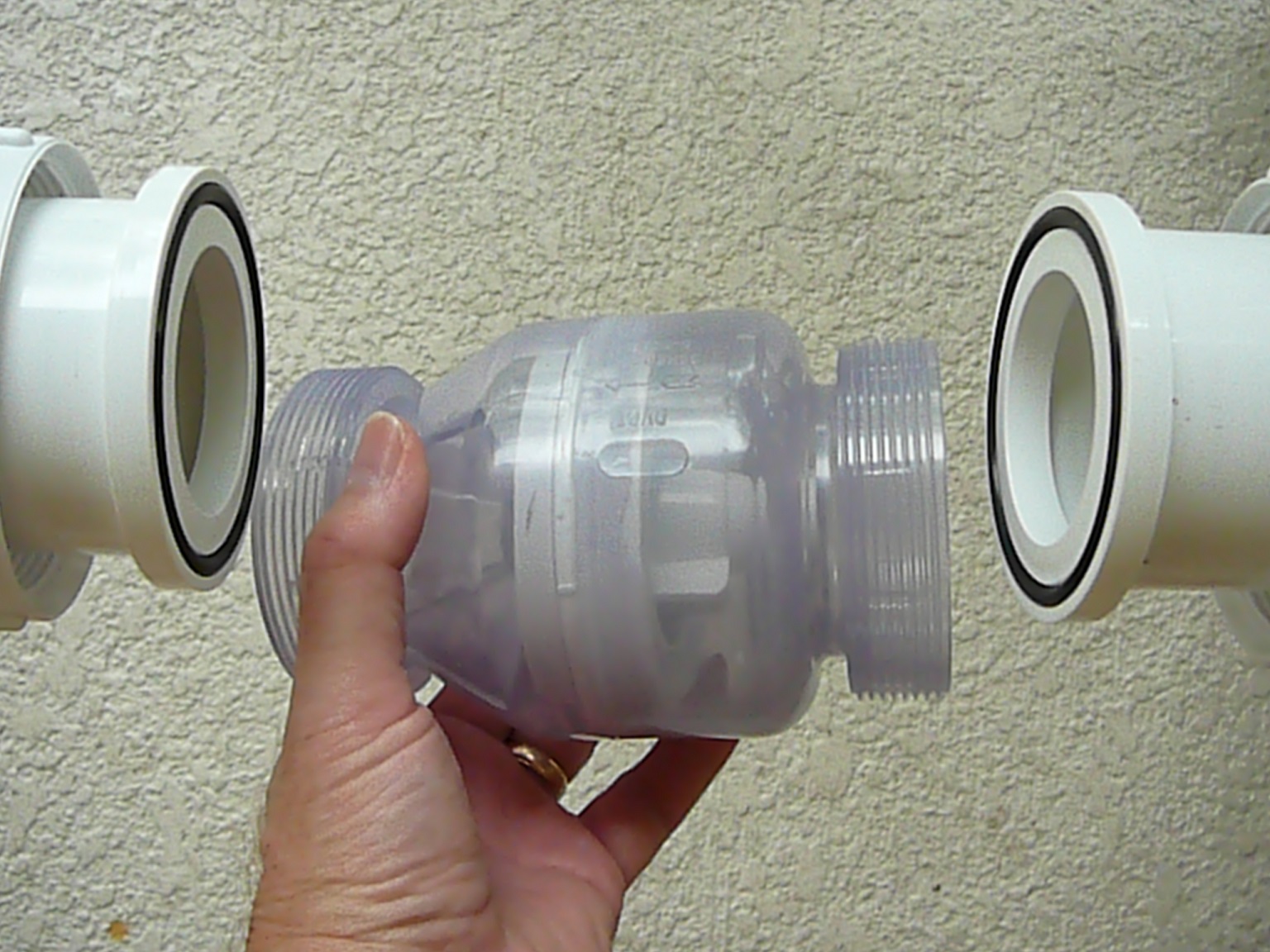 How to Replace a Pool Spring Check Valve - INYOPools.com