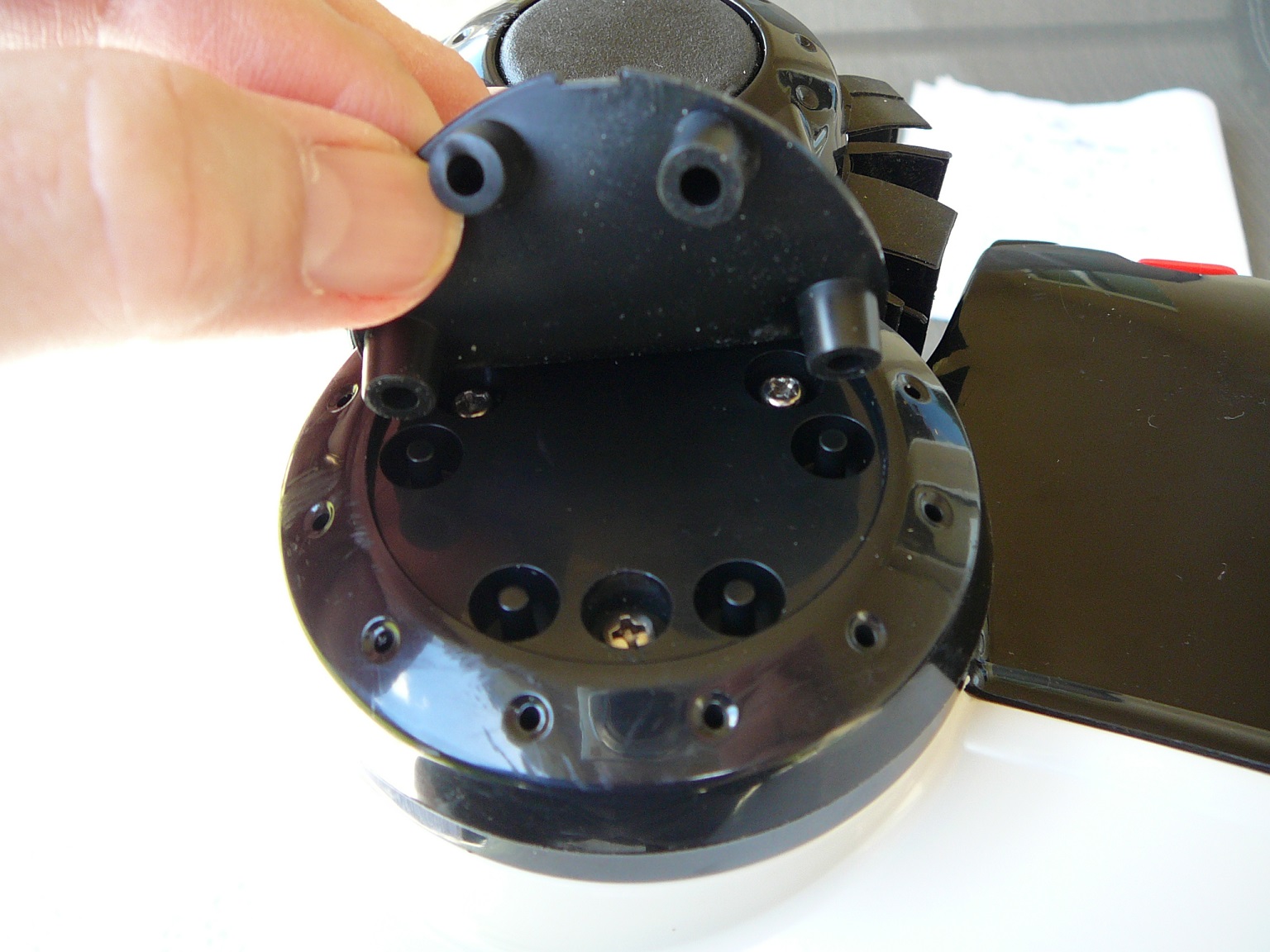 How to Replace a Smartpool NC22 Robotic Pool Cleaner Foam Ring ...