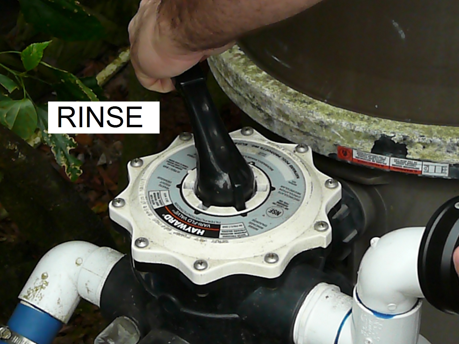 How To Backwash a Hayward DE Filter - INYOPools.com