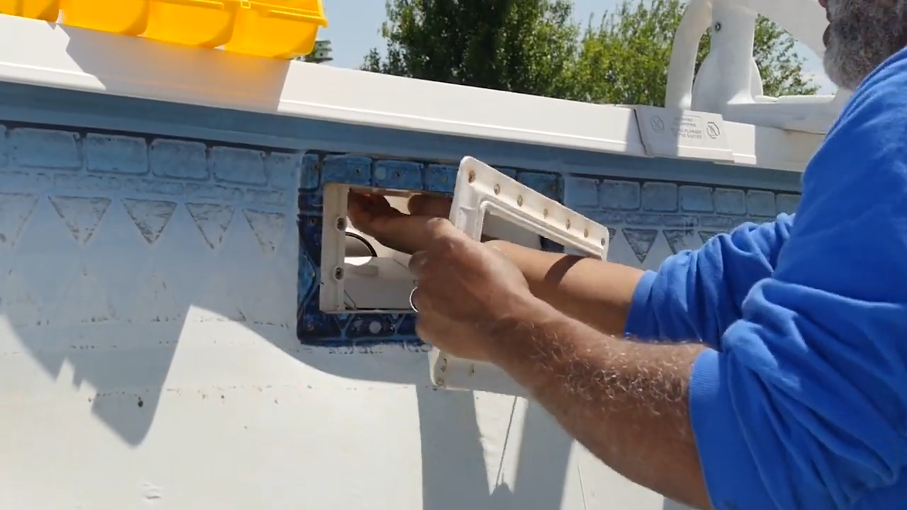 How To Install Above Ground Pool Liners - INYOPools.com
