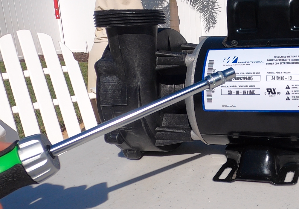 How To Rotate The Discharge Port On A Spa Pump - INYOPools.com