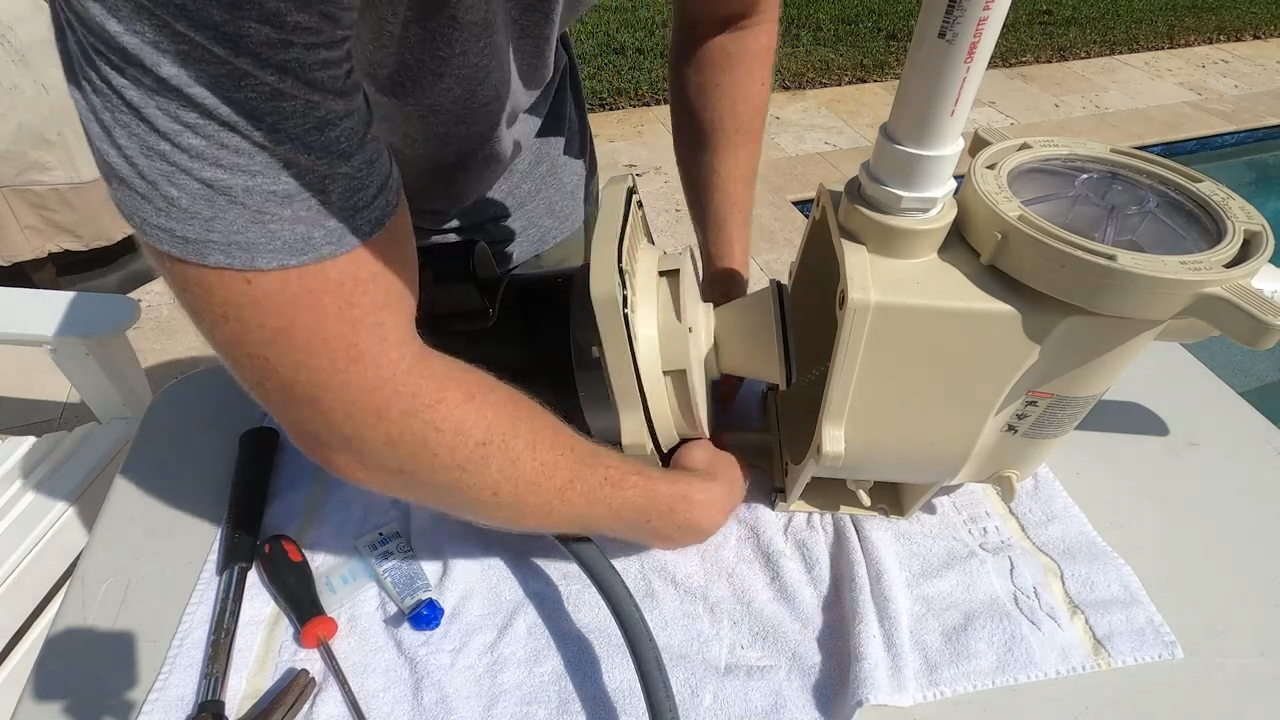 How To Replace A Pentair Whisperflo Pump Motor - INYOPools.com