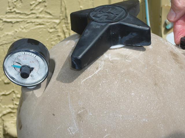 How To Replace Pool Pump Gaskets - INYOPools.com