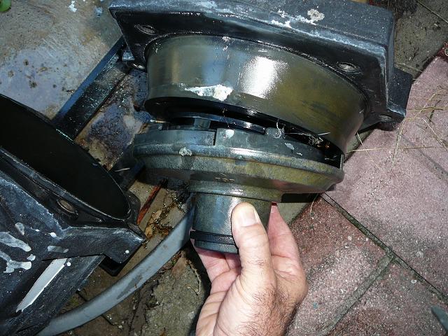 How To Replace Pool Pump Gaskets - INYOPools.com