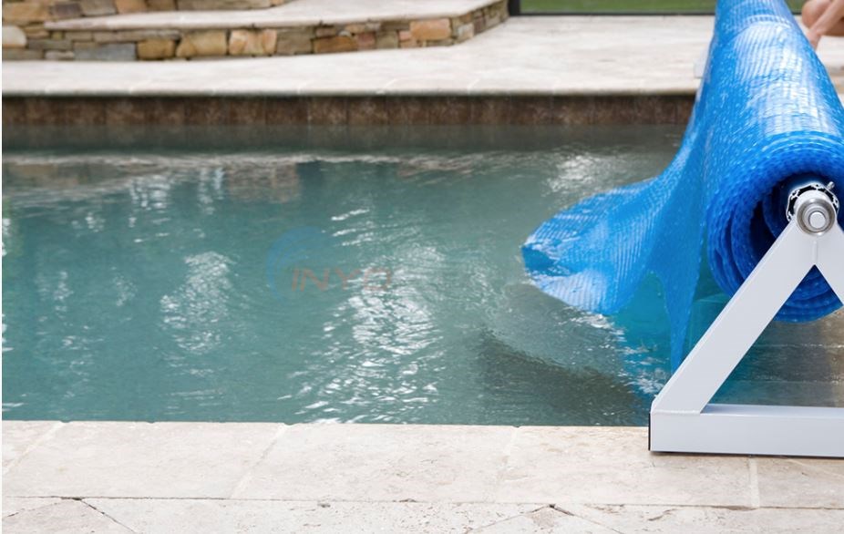 GLI 20' Hurricane Solar Cover Reel With 4" Tube 55-2004HU - INYOPools.com