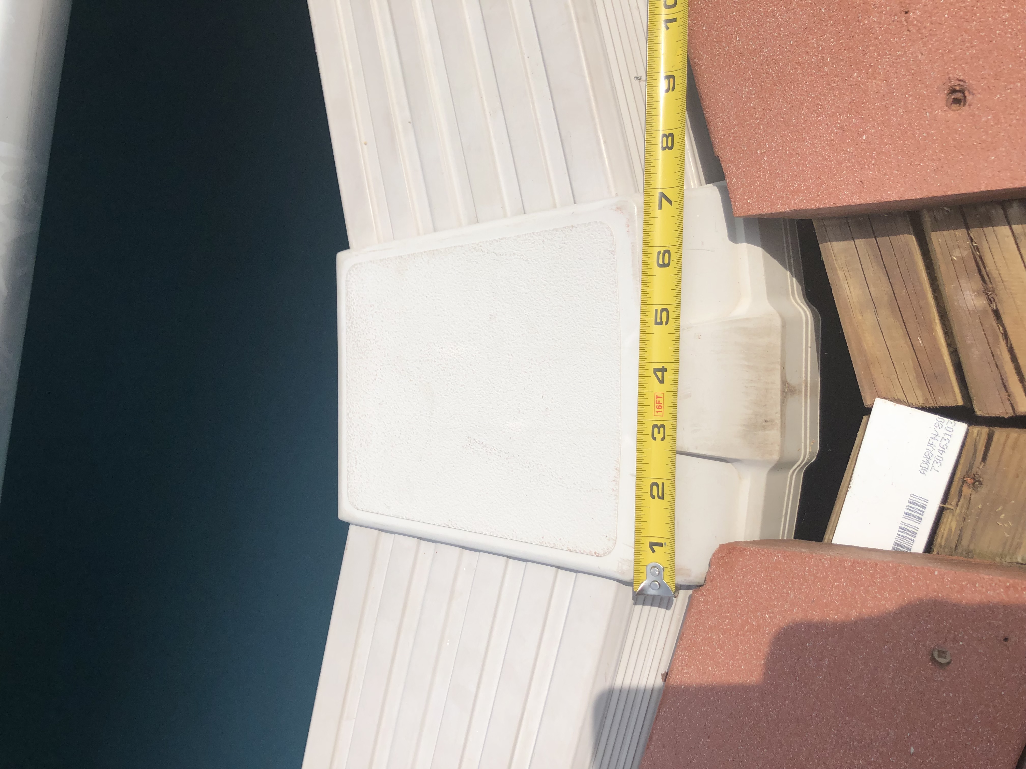 Wilbar Top Cap for Cypress, Seville II, Sandy Point, Champagne, Single ...