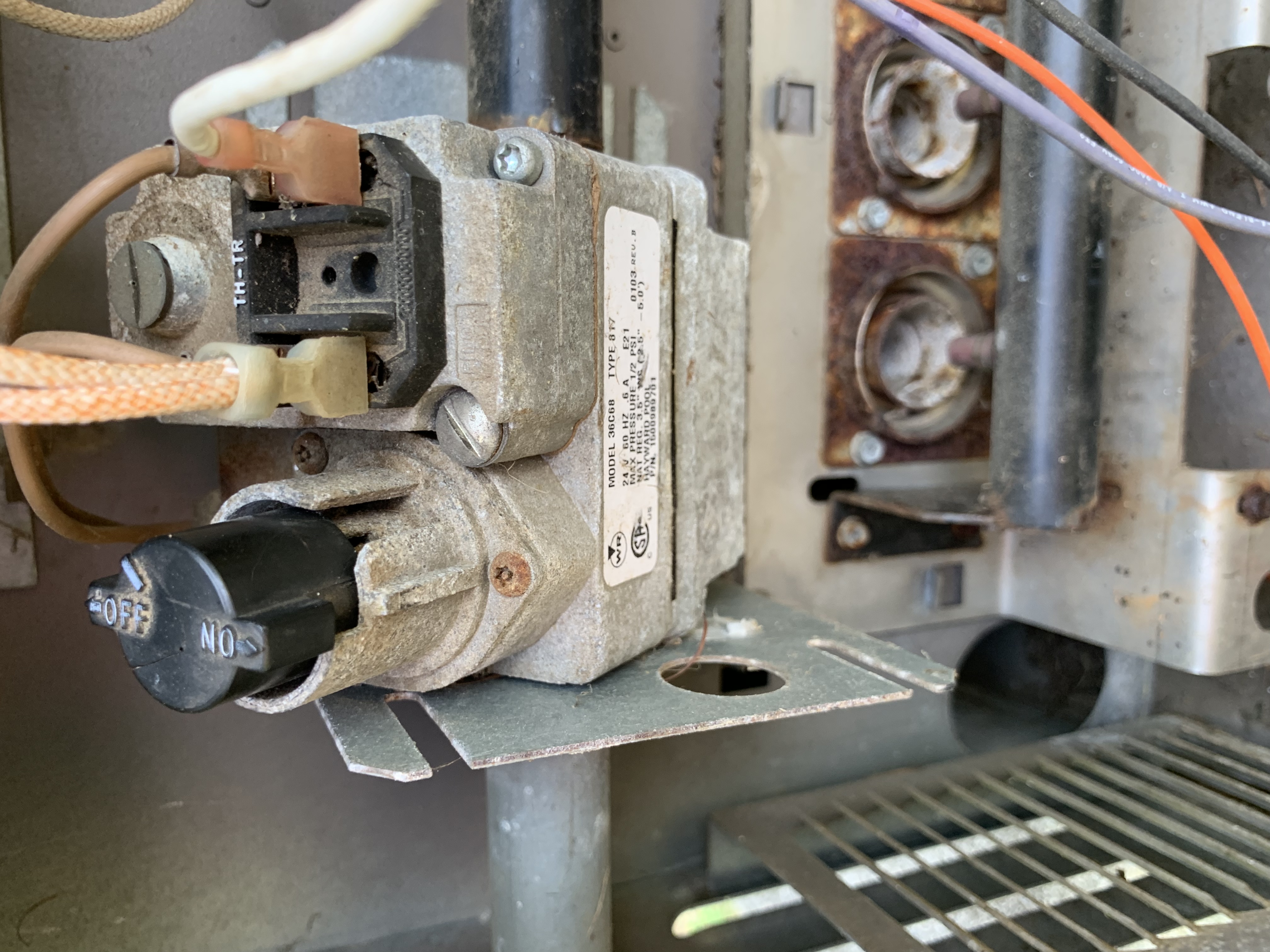 Hayward H-Series Gas Valve 150-400 NG (HAXGSV0005) - INYOPools.com