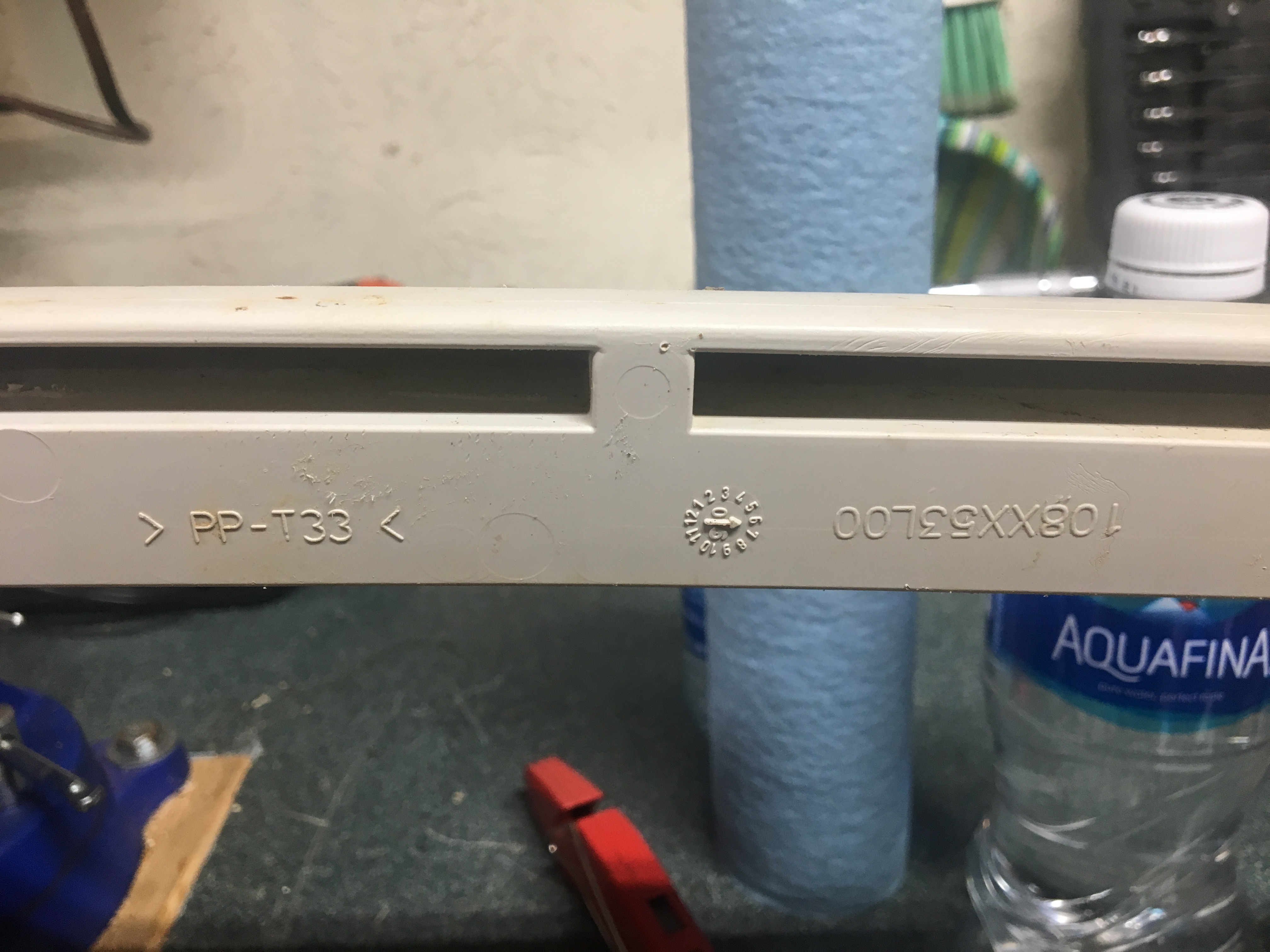 Wilbar Trendium Bottom Rail, Resin, 55-7/8", Champagne Reflexion ...